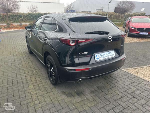 Black Mazda CX-30 2025 in Kaunas, with an engine capacity of 2.50 L and mileage of 15 thousand km for 29019 €, photo 5 on AUTOMOTO.COM.LV