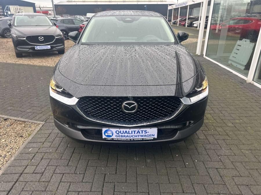 Black Mazda CX-30 2025 in Kaunas, with an engine capacity of 2.50 L and mileage of 15 thousand km for 29019 €, photo 8 on AUTOMOTO.COM.LV