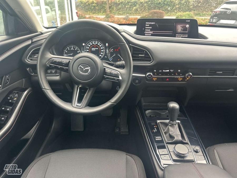 Black Mazda CX-30 2025 in Kaunas, with an engine capacity of 2.50 L and mileage of 15 thousand km for 29019 €, photo 15 on AUTOMOTO.COM.LV