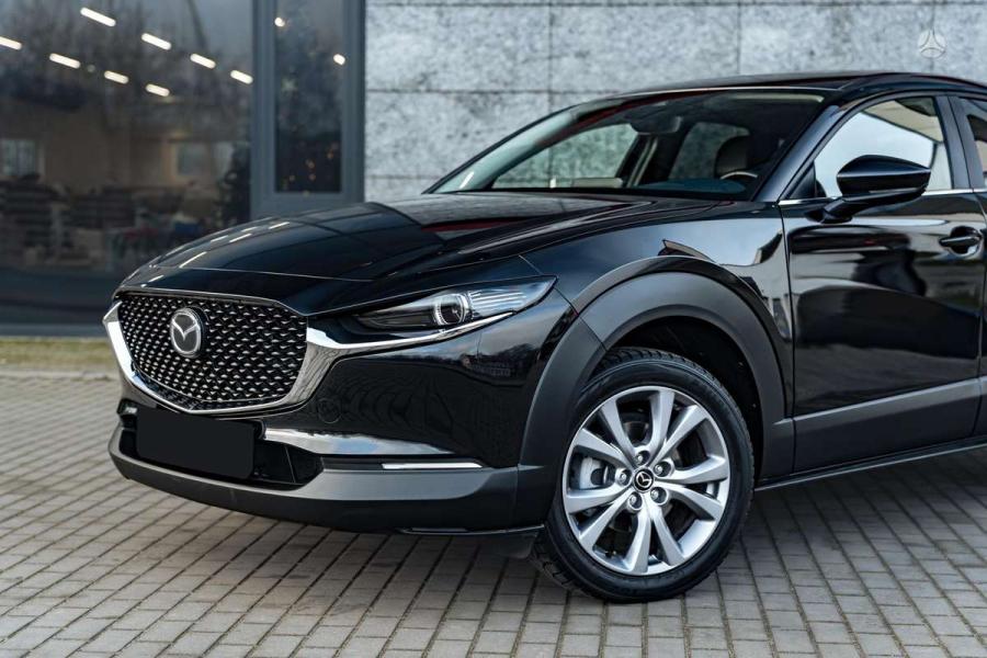 Черный Мазда CX-30 2021 в Клайпеда, объемом двигателя 2.49 л и пробегом 82 тыс. км за 17500 €, фото 9 на AUTOMOTO.COM.LV