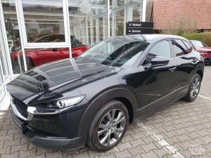 Black Mazda CX-30 2021 in Kaunas, with an engine capacity of 2.00 L and mileage of 46 thousand km for 25522 €, photo 3 on AUTOMOTO.COM.LV