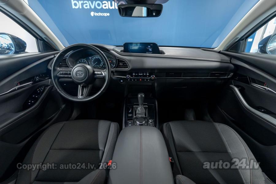 Melns Mazda CX-30 2022 Tallina, ar dzinēja tilpumu 2.00 L un nobraukumu 50 tūkst. km par 23900 €, foto 7 vietnē AUTOMOTO.COM.LV