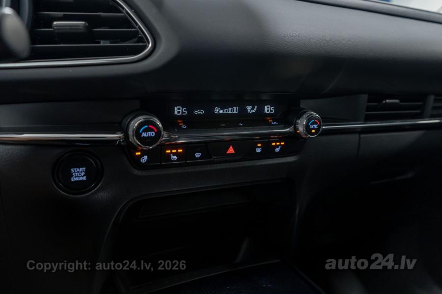 Melns Mazda CX-30 2022 Tallina, ar dzinēja tilpumu 2.00 L un nobraukumu 50 tūkst. km par 23900 €, foto 14 vietnē AUTOMOTO.COM.LV