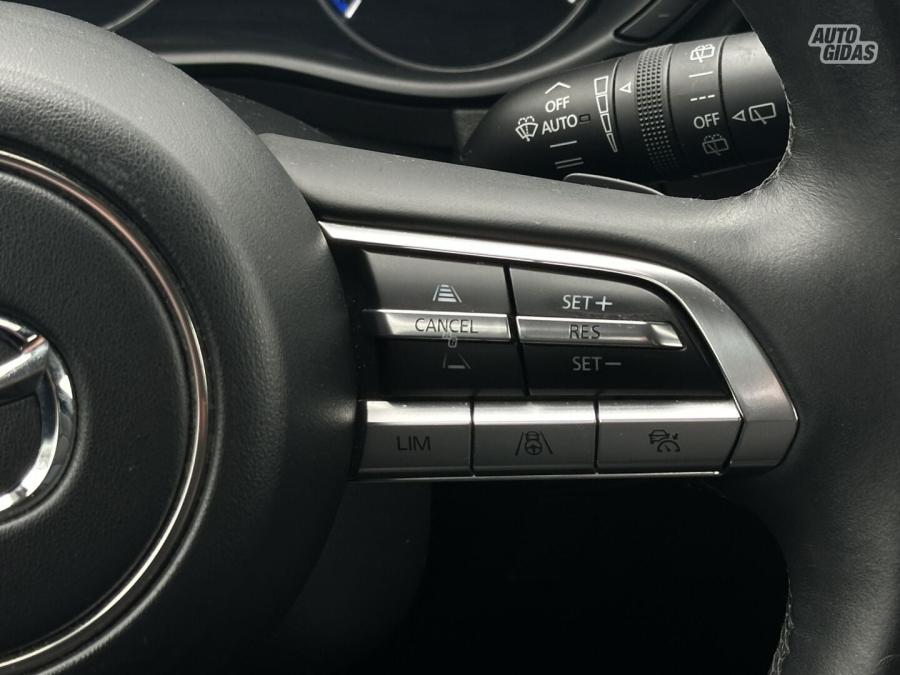Zils Mazda CX-30 2020 Kauņa, ar dzinēja tilpumu 2.00 L un nobraukumu 139 tūkst. km par 18771 €, foto 18 vietnē AUTOMOTO.COM.LV