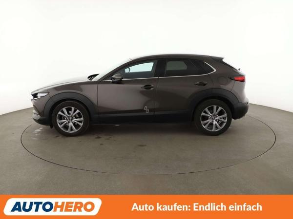 Brown Mazda CX-30 2020 in Kaunas, with an engine capacity of 2.00 L and mileage of 43 thousand km for 22390 €, photo 3 on AUTOMOTO.COM.LV
