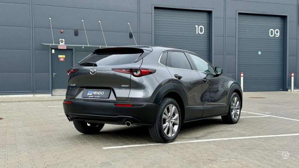 Brūns Mazda CX-30 2021 Viļņa, ar dzinēja tilpumu 2.00 L un nobraukumu 79 tūkst. km par 17790 €, foto 2 vietnē AUTOMOTO.COM.LV
