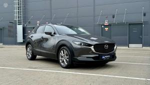 Brown Mazda CX-30 2021 in Vilnius, with an engine capacity of 2.00 L and mileage of 79 thousand km for 17790 €, photo 4 on AUTOMOTO.COM.LV