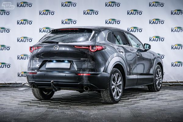 Mazda CX-30 2020 in Kaunas, with an engine capacity of 2.00 L and mileage of 211 thousand km for 12990 €, photo 3 on AUTOMOTO.COM.LV