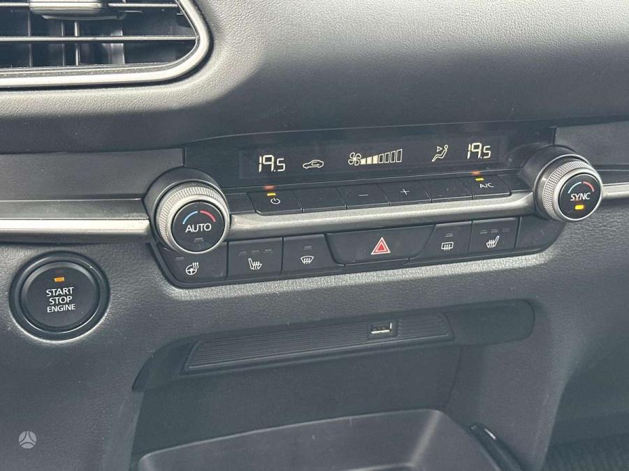 Мазда CX-30 2020 в Клайпеда, объемом двигателя 2.00 л и пробегом 95 тыс. км за 18900 €, фото 19 на AUTOMOTO.COM.LV