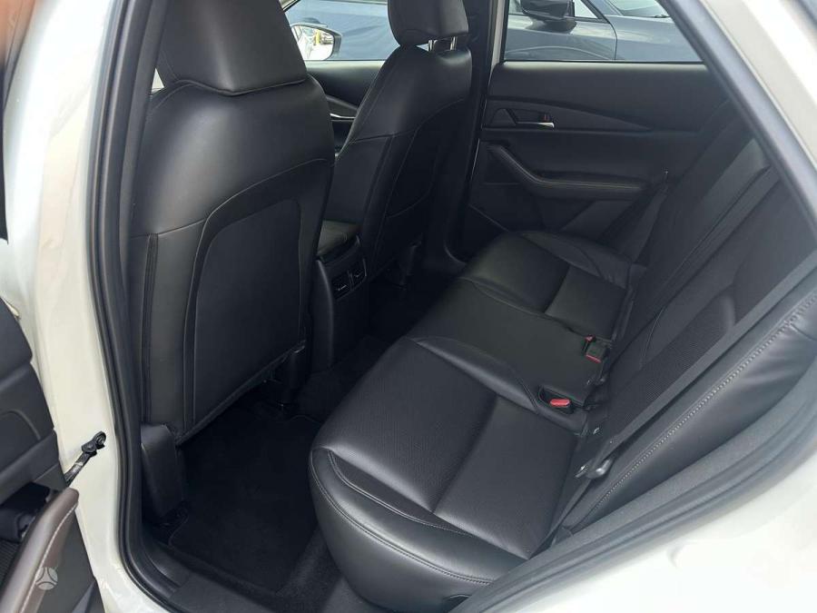 Mazda CX-30 2020 Kauņa, ar dzinēja tilpumu 2.00 L un nobraukumu 93 tūkst. km par 21471 €, foto 12 vietnē AUTOMOTO.COM.LV