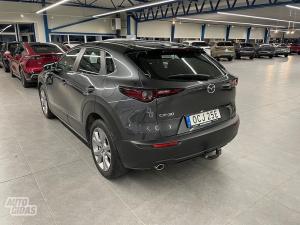 Pelēks Mazda CX-30 2020 Kauņa, ar dzinēja tilpumu 0.00 L un nobraukumu 37 tūkst. km par 23902 €, foto 2 vietnē AUTOMOTO.COM.LV