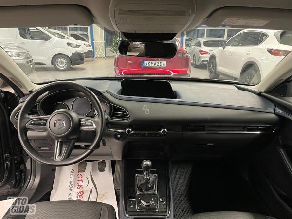 Pelēks Mazda CX-30 2020 Kauņa, ar dzinēja tilpumu 0.00 L un nobraukumu 37 tūkst. km par 23902 €, foto 7 vietnē AUTOMOTO.COM.LV