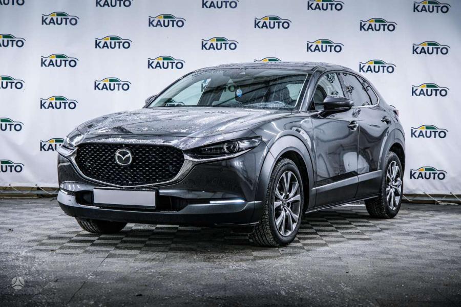 Grey Mazda CX-30 2020 in Kaunas, with an engine capacity of 2.00 L and mileage of 211 thousand km for 12990 €, photo 1 on AUTOMOTO.COM.LV
