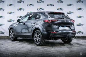 Grey Mazda CX-30 2020 in Kaunas, with an engine capacity of 2.00 L and mileage of 211 thousand km for 12990 €, photo 4 on AUTOMOTO.COM.LV