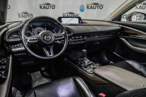 Grey Mazda CX-30 2020 in Kaunas, with an engine capacity of 2.00 L and mileage of 211 thousand km for 12990 €, photo 7 on AUTOMOTO.COM.LV