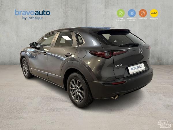 Grey Mazda CX-30 2020 in Vilnius, with an engine capacity of 2.00 L and mileage of 120 thousand km for 18900 €, photo 3 on AUTOMOTO.COM.LV