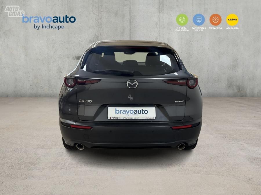 Pelēks Mazda CX-30 2020 Viļņa, ar dzinēja tilpumu 2.00 L un nobraukumu 120 tūkst. km par 18900 €, foto 4 vietnē AUTOMOTO.COM.LV