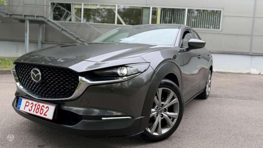 Grey Mazda CX-30 2020 in Alytus, with an engine capacity of 2.00 L and mileage of 270 thousand km for 12600 €, photo 4 on AUTOMOTO.COM.LV