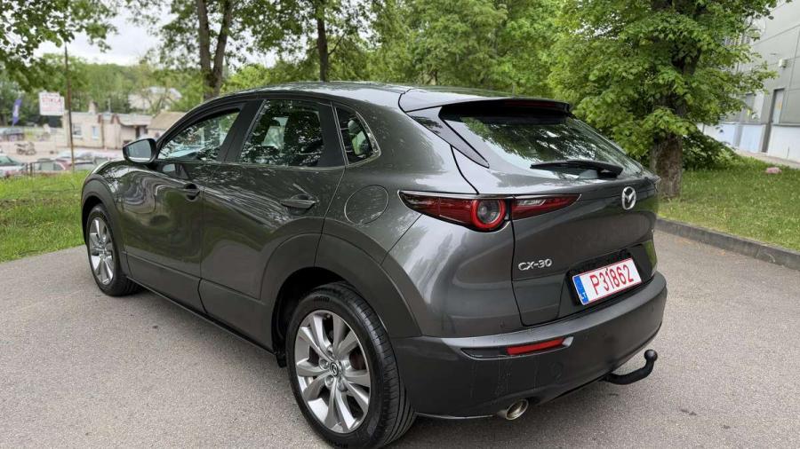 Grey Mazda CX-30 2020 in Alytus, with an engine capacity of 2.00 L and mileage of 275 thousand km for 11200 €, photo 11 on AUTOMOTO.COM.LV
