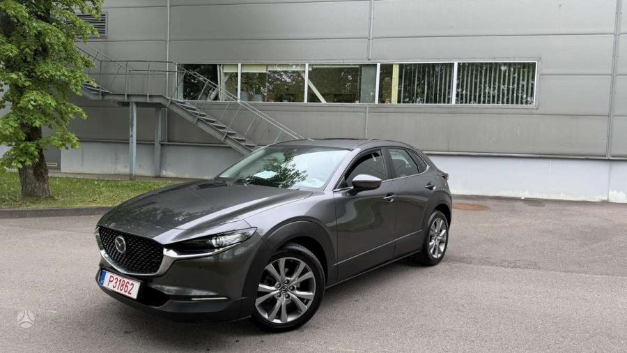 Grey Mazda CX-30 2020 in Alytus, with an engine capacity of 2.00 L and mileage of 275 thousand km for 11000 €, photo 1 on AUTOMOTO.COM.LV