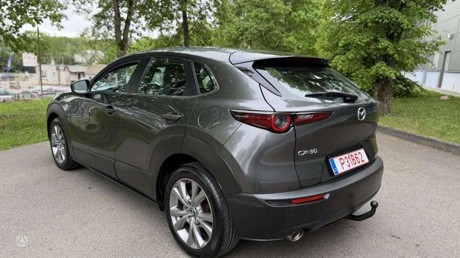 Grey Mazda CX-30 2020 in Alytus, with an engine capacity of 2.00 L and mileage of 275 thousand km for 11000 €, photo 11 on AUTOMOTO.COM.LV