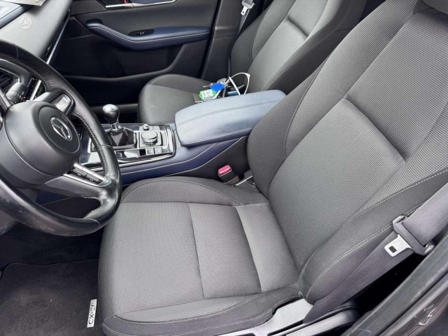 Grey Mazda CX-30 2020 in Alytus, with an engine capacity of 2.00 L and mileage of 279 thousand km for 10850 €, photo 14 on AUTOMOTO.COM.LV