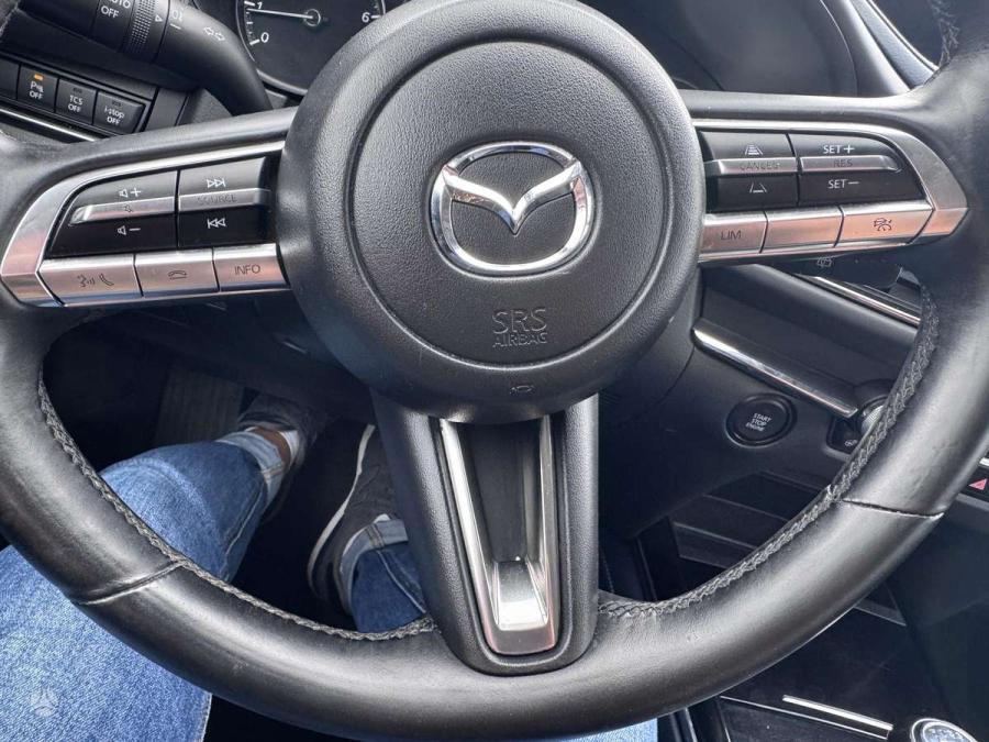 Grey Mazda CX-30 2020 in Alytus, with an engine capacity of 2.00 L and mileage of 279 thousand km for 10850 €, photo 16 on AUTOMOTO.COM.LV