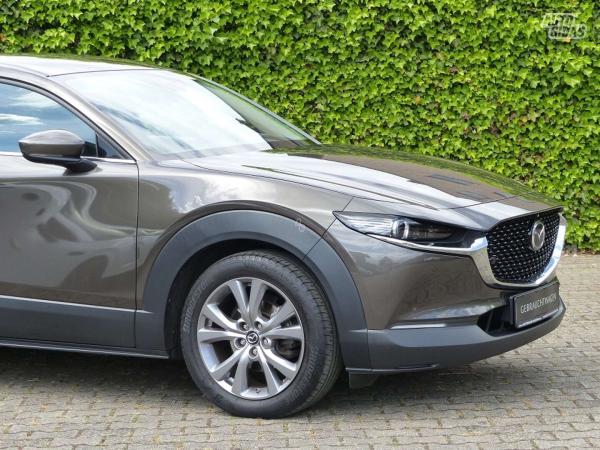 Grey Mazda CX-30 2021 in Kaunas, with an engine capacity of 2.00 L and mileage of 60 thousand km for 23997 €, photo 2 on AUTOMOTO.COM.LV
