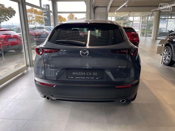 Pelēks Mazda CX-30 2021 Kauņa, ar dzinēja tilpumu 2.00 L un nobraukumu 21 tūkst. km par 23420 €, foto 3 vietnē AUTOMOTO.COM.LV