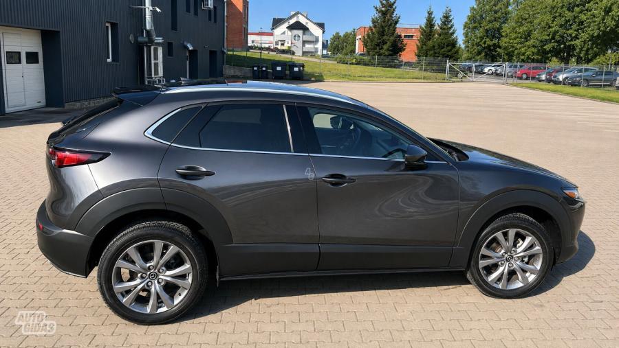 Grey Mazda CX-30 2021 in Radviliskis, with an engine capacity of 2.50 L and mileage of 25 thousand km for 16100 €, photo 8 on AUTOMOTO.COM.LV