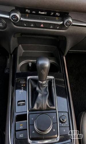Grey Mazda CX-30 2021 in Radviliskis, with an engine capacity of 2.50 L and mileage of 25 thousand km for 16100 €, photo 13 on AUTOMOTO.COM.LV