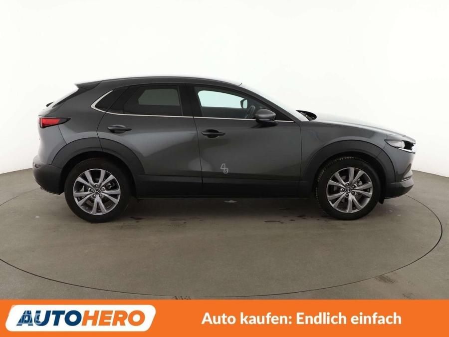 Grey Mazda CX-30 2022 in Kaunas, with an engine capacity of 2.00 L and mileage of 24 thousand km for 26510 €, photo 7 on AUTOMOTO.COM.LV