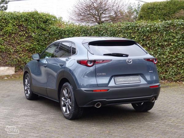 Grey Mazda CX-30 2022 in Kaunas, with an engine capacity of 2.00 L and mileage of 25 thousand km for 26417 €, photo 4 on AUTOMOTO.COM.LV