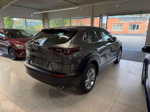 Grey Mazda CX-30 2022 in Kaunas, with an engine capacity of 2.00 L and mileage of 50 thousand km for 27972 €, photo 8 on AUTOMOTO.COM.LV