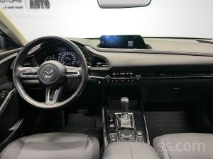 Grey Mazda CX-30 2023 in Riga, with an engine capacity of 2.00 L and mileage of 20 thousand km for 21490 €, photo 15 on AUTOMOTO.COM.LV