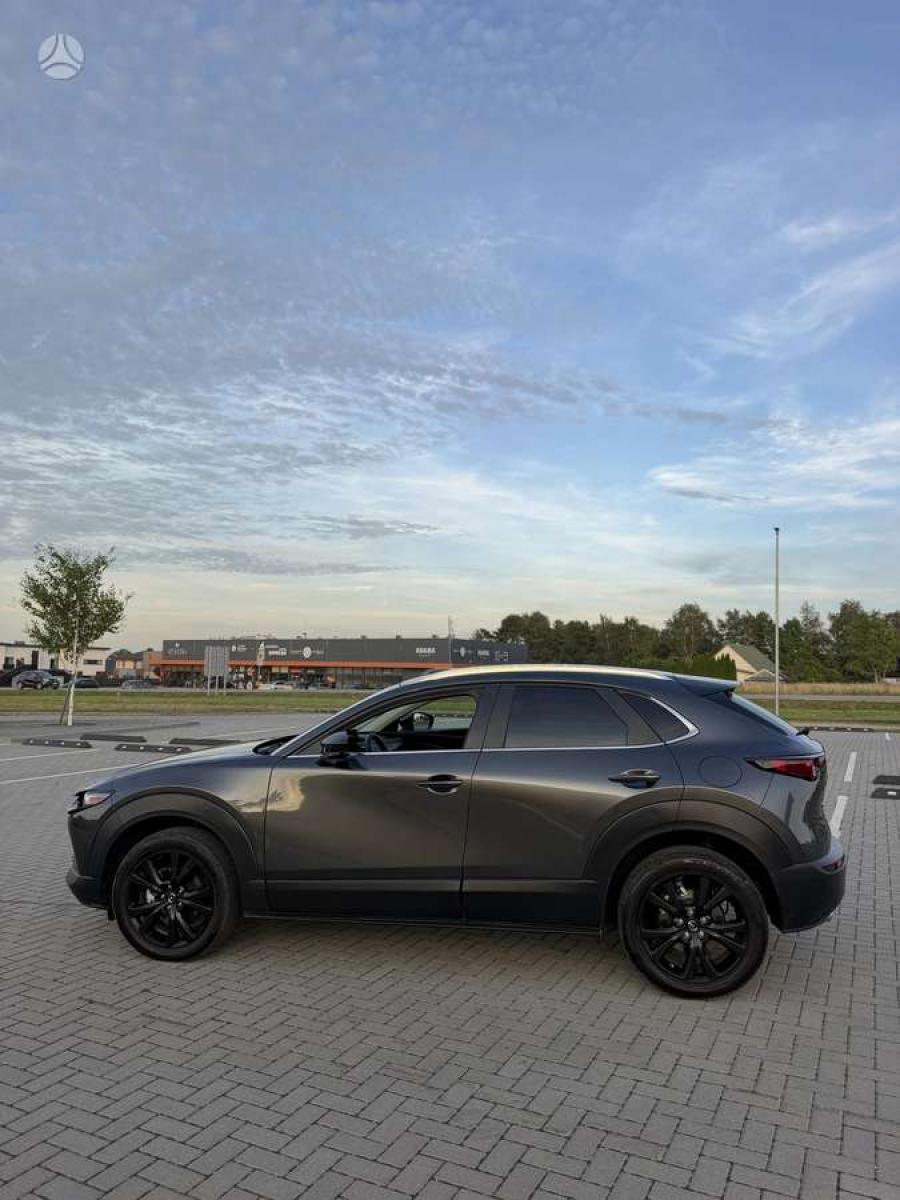 Серый Мазда CX-30 2025 в Клайпеда, объемом двигателя 2.49 л и пробегом 23 тыс. км за 20800 €, фото 3 на AUTOMOTO.COM.LV