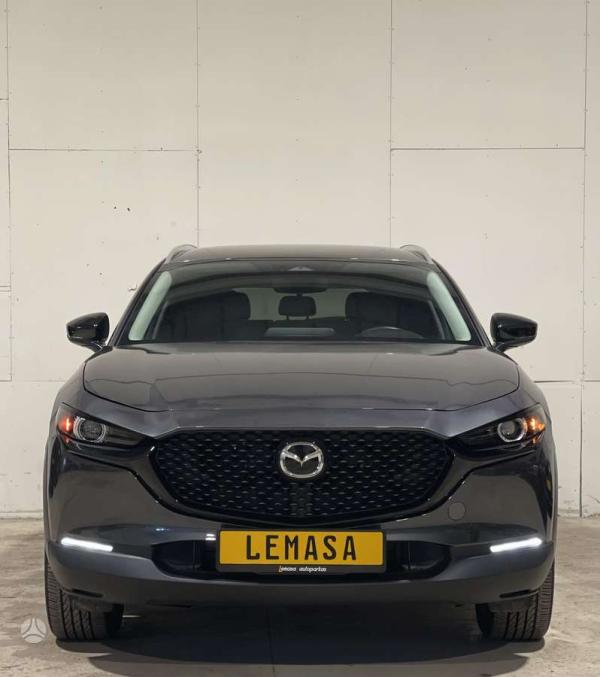 Grey Mazda CX-30 2025 in Klaipeda, with an engine capacity of 2.49 L and mileage of 23 thousand km for 20999 €, photo 6 on AUTOMOTO.COM.LV