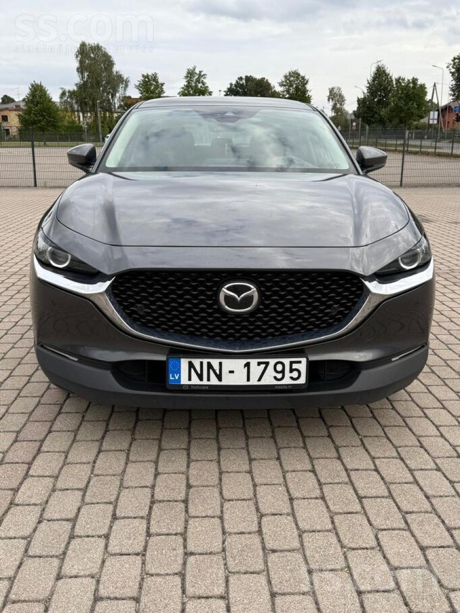 Pelēks Mazda CX-30 2023 Rīga, ar dzinēja tilpumu 2.00 L un nobraukumu 159 tūkst. km par 15200 €, foto 1 vietnē AUTOMOTO.COM.LV