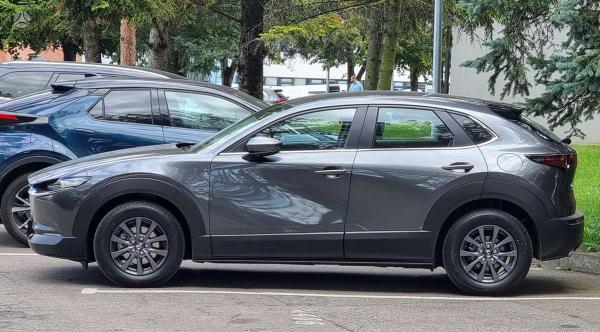 Grey Mazda CX-30 2025 in Kaunas, with an engine capacity of 2.49 L and mileage of 6 thousand km for 22990 €, photo 3 on AUTOMOTO.COM.LV