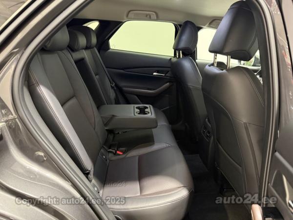 Серый Мазда CX-30 2025 в Таллин, объемом двигателя 2.00 л и пробегом 18 тыс. км за 32800 €, фото 11 на AUTOMOTO.COM.LV
