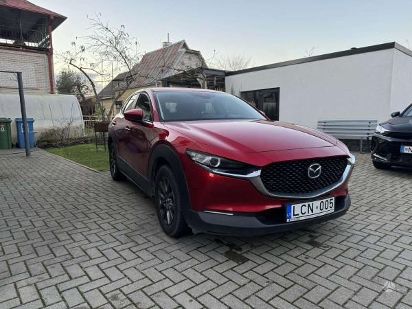 Sarkans Mazda CX-30 2019 Kauņa, ar dzinēja tilpumu 2.00 L un nobraukumu 194 tūkst. km par 15950 €, foto 2 vietnē AUTOMOTO.COM.LV