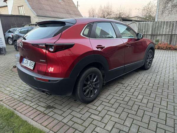 Sarkans Mazda CX-30 2019 Kauņa, ar dzinēja tilpumu 2.00 L un nobraukumu 194 tūkst. km par 15950 €, foto 4 vietnē AUTOMOTO.COM.LV