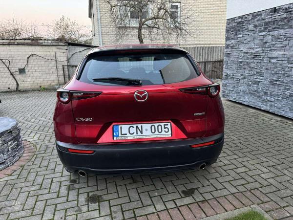 Sarkans Mazda CX-30 2019 Kauņa, ar dzinēja tilpumu 2.00 L un nobraukumu 194 tūkst. km par 15950 €, foto 5 vietnē AUTOMOTO.COM.LV