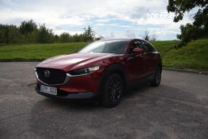Красный Мазда CX-30 2019 в Каунас, объемом двигателя 2.00 л и пробегом 159 тыс. км за 14900 €, фото 4 на AUTOMOTO.COM.LV