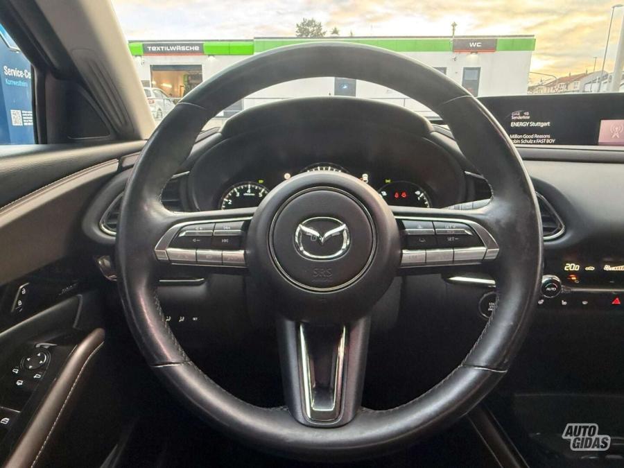 Sarkans Mazda CX-30 2020 Kauņa, ar dzinēja tilpumu 2.00 L un nobraukumu 62 tūkst. km par 23420 €, foto 9 vietnē AUTOMOTO.COM.LV