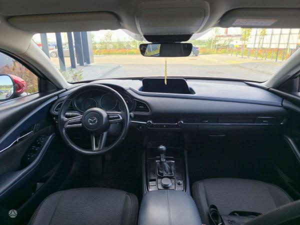 Красный Мазда CX-30 2020 в Вильнюс, объемом двигателя 2.00 л и пробегом 150 тыс. км за 15000 €, фото 9 на AUTOMOTO.COM.LV