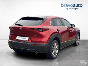 Red Mazda CX-30 2020 in Kaunas, with an engine capacity of 2.00 L and mileage of 103 thousand km for 21271 €, photo 6 on AUTOMOTO.COM.LV