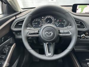 Red Mazda CX-30 2020 in Kaunas, with an engine capacity of 2.00 L and mileage of 103 thousand km for 21271 €, photo 17 on AUTOMOTO.COM.LV