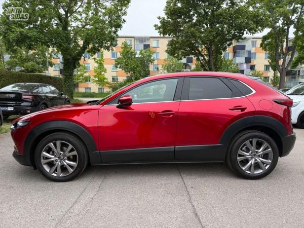 Красный Мазда CX-30 2021 в Каунас, объемом двигателя 2.00 л и пробегом 33 тыс. км за 25887 €, фото 2 на AUTOMOTO.COM.LV