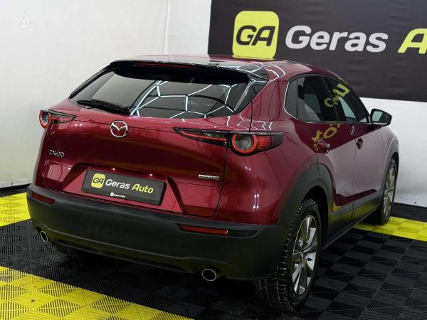 Красный Мазда CX-30 2021 в Вильнюс, объемом двигателя 1.99 л и пробегом 77 тыс. км за 20490 €, фото 4 на AUTOMOTO.COM.LV